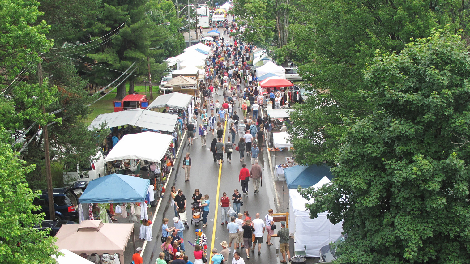 The 31st Annual Baysville Walkabout - Muskoka Tourism