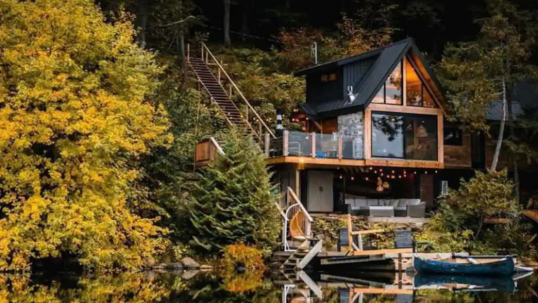 Come to the Cottage Heated Rivalry Lovers - Muskoka, ON